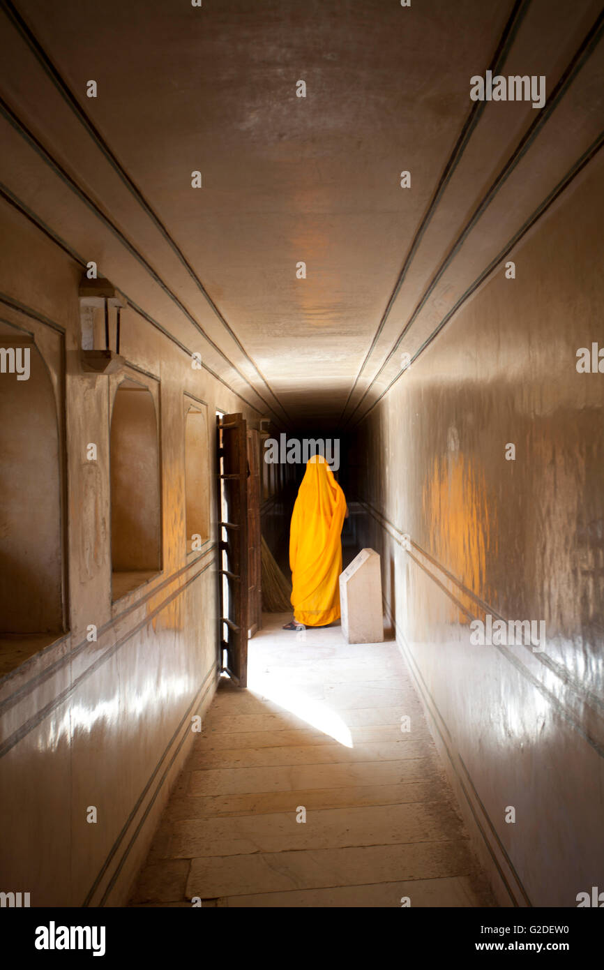 Robed woman hi-res stock photography and images - Alamy