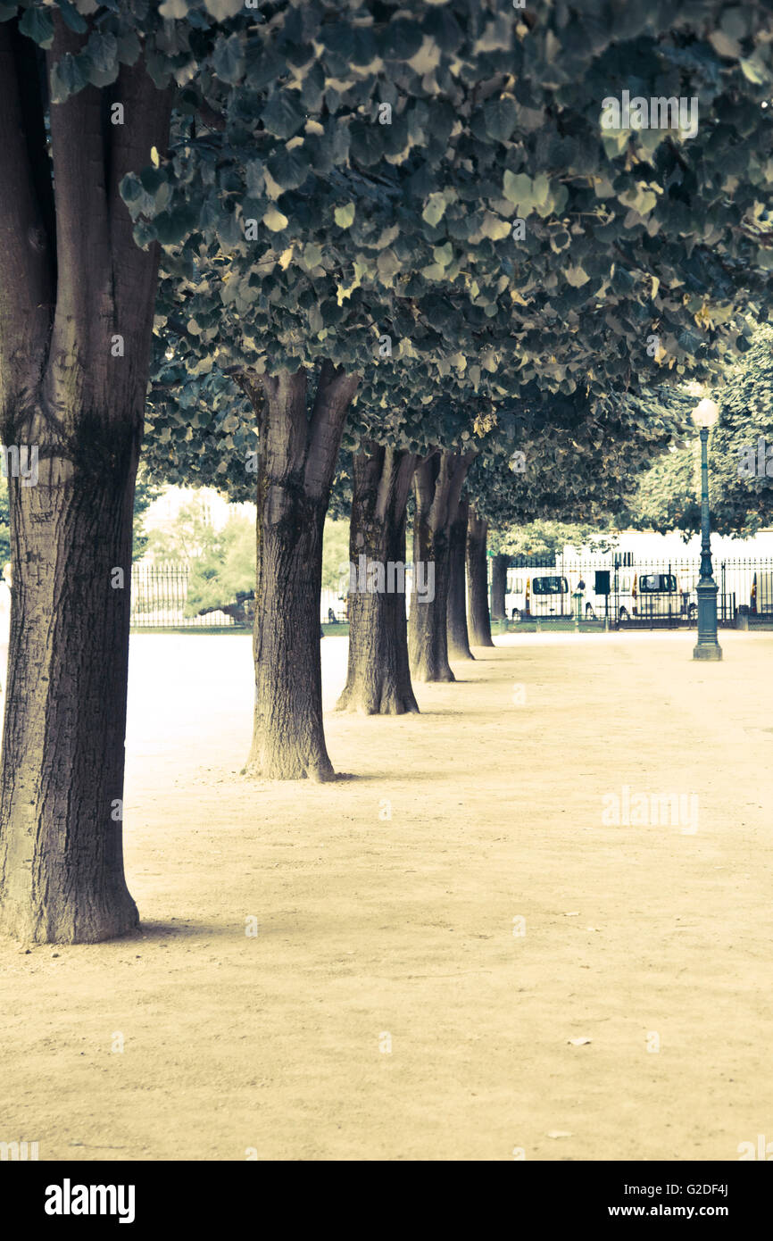 France outside urban park hi-res stock photography and images - Alamy