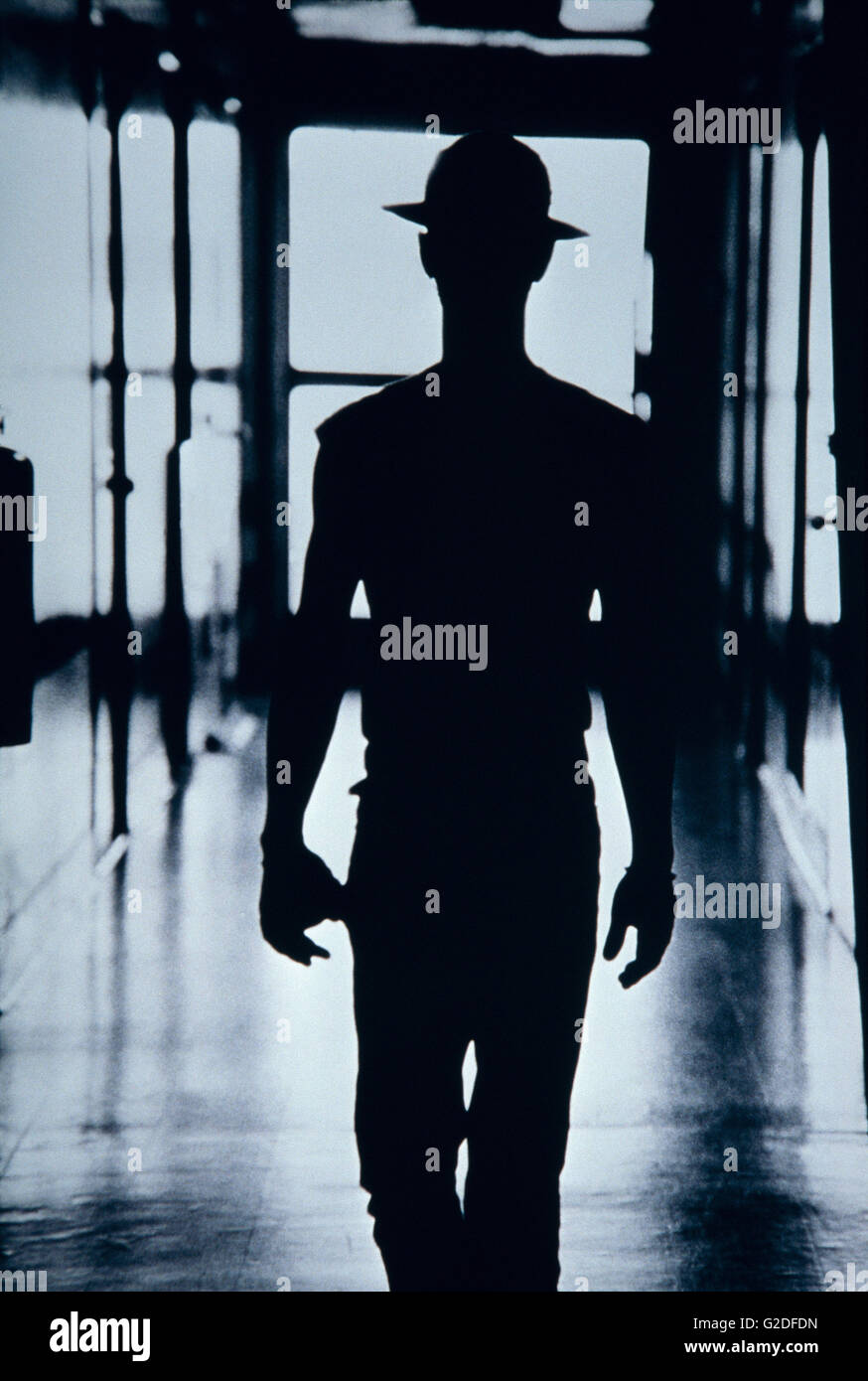 Silhouette of Man Wearing Hat Stock Photo - Alamy