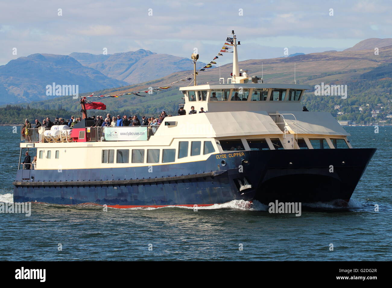 After meeting the TS Queen Mary on her arrival back to the Firth of ...