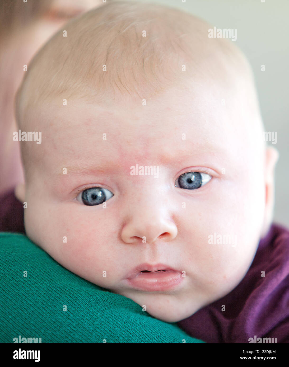4 month old girl hi-res stock photography and images - Alamy