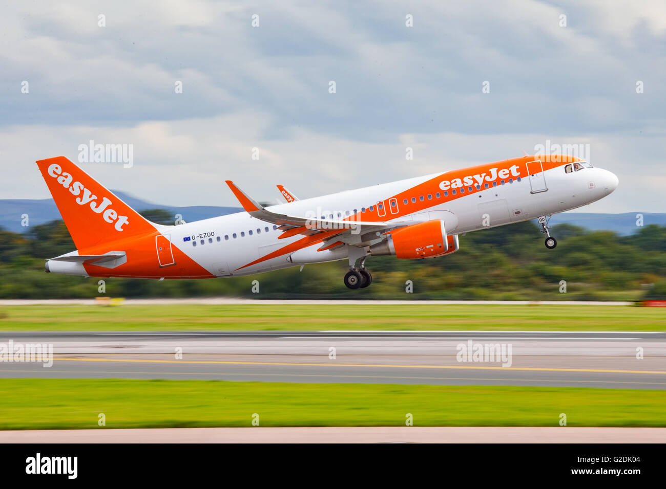 Easyjet Airbus Aircraft A320 Stock Photo - Alamy