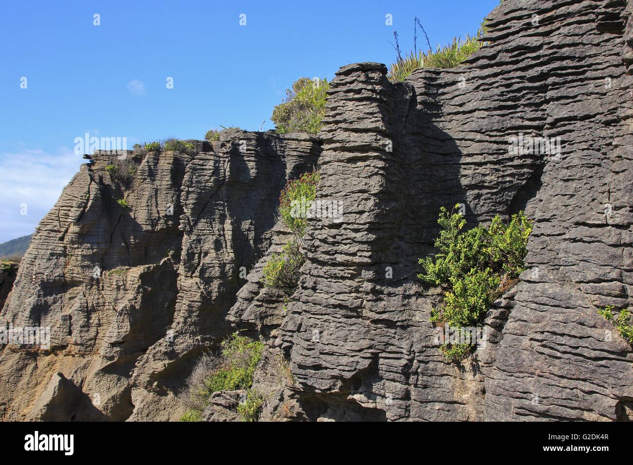 Rock formations in Punakaiki Stock Photo - Alamy