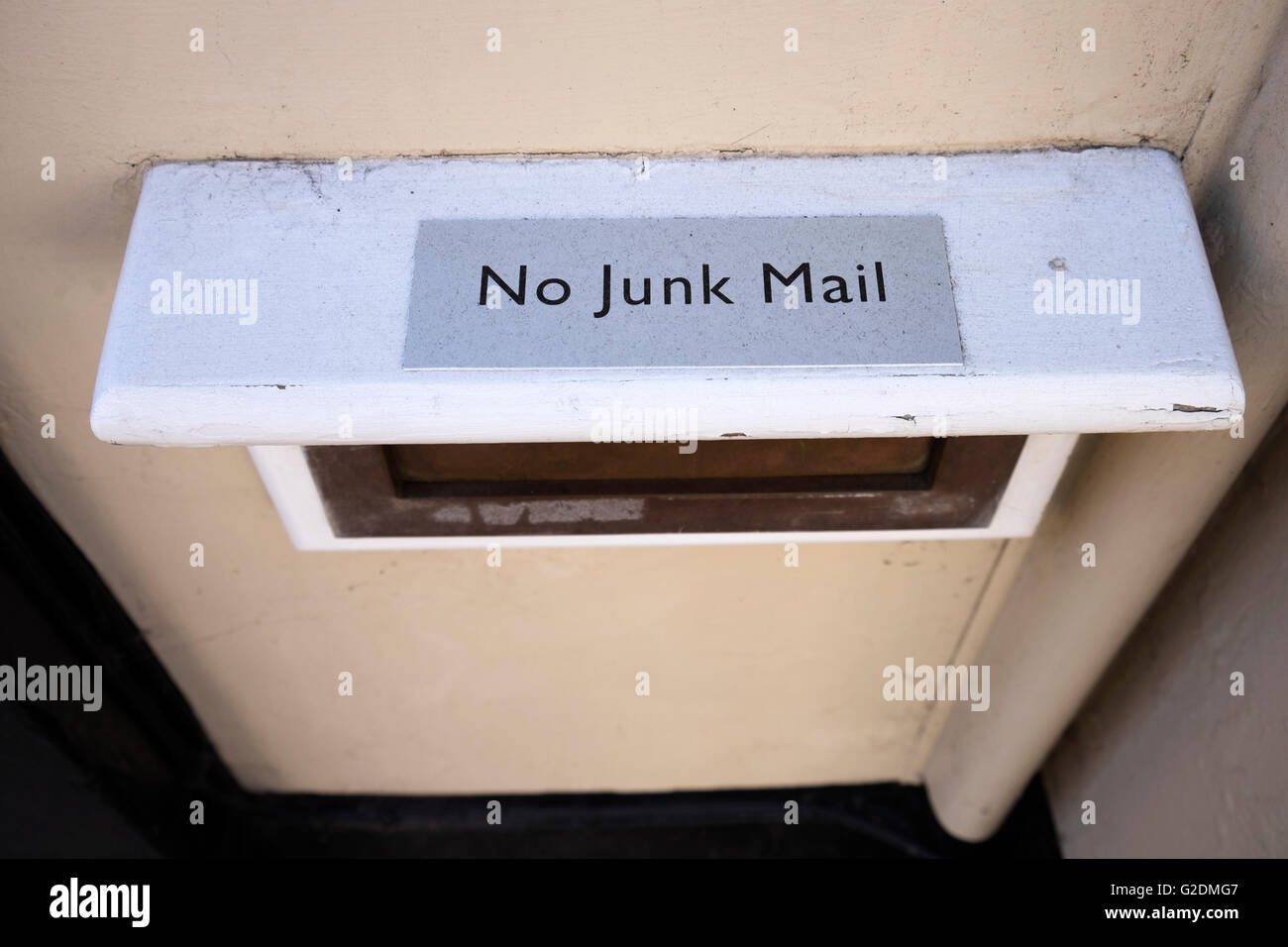 No Junk Mail notice on letter box Stock Photo - Alamy