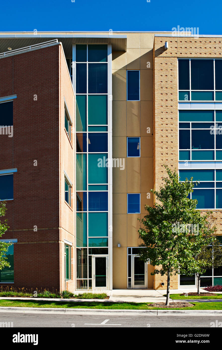 Modern Commercial Building Stock Photo - Alamy