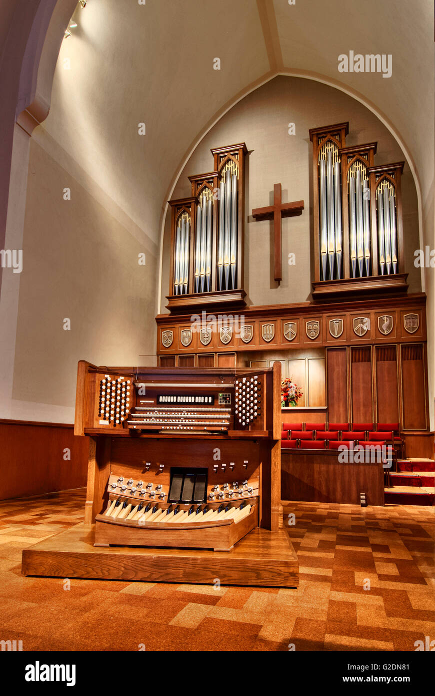 Pipe organ church hi-res stock photography and images - Alamy