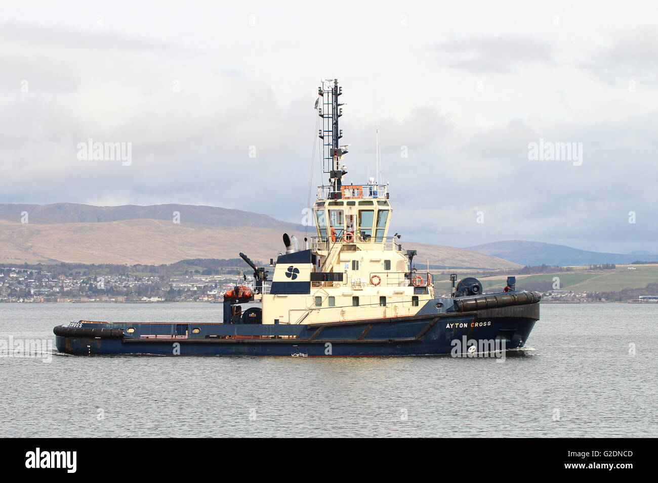 Ayton Cross, a tugboat operated by Svitzer on the Firth of Clyde ...