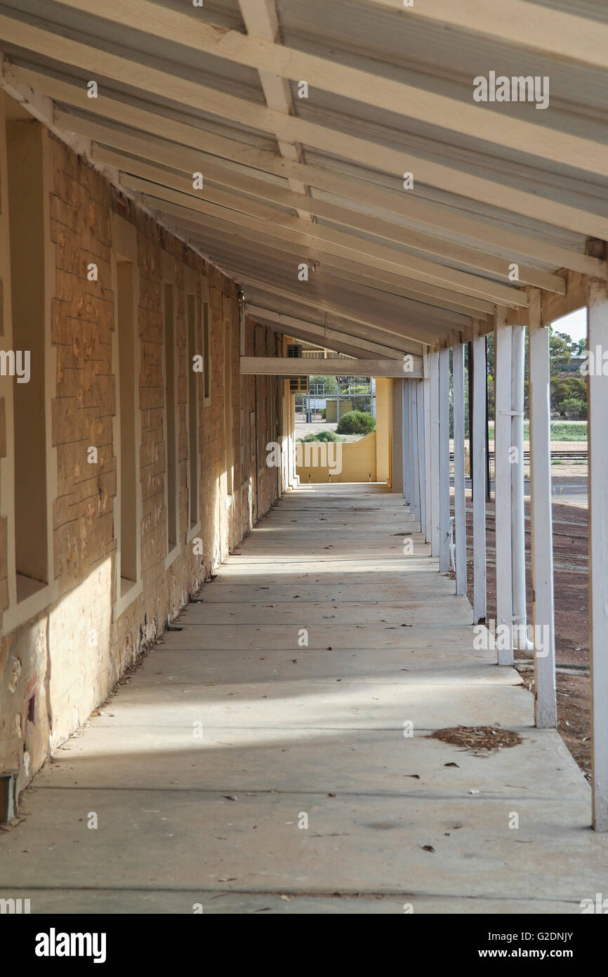 Abandoned building in the Australian Outback - Australia Stock Photo ...