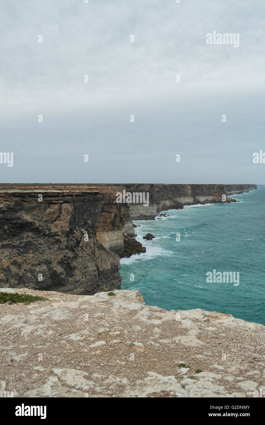Nullarbor cliffs hi-res stock photography and images - Alamy