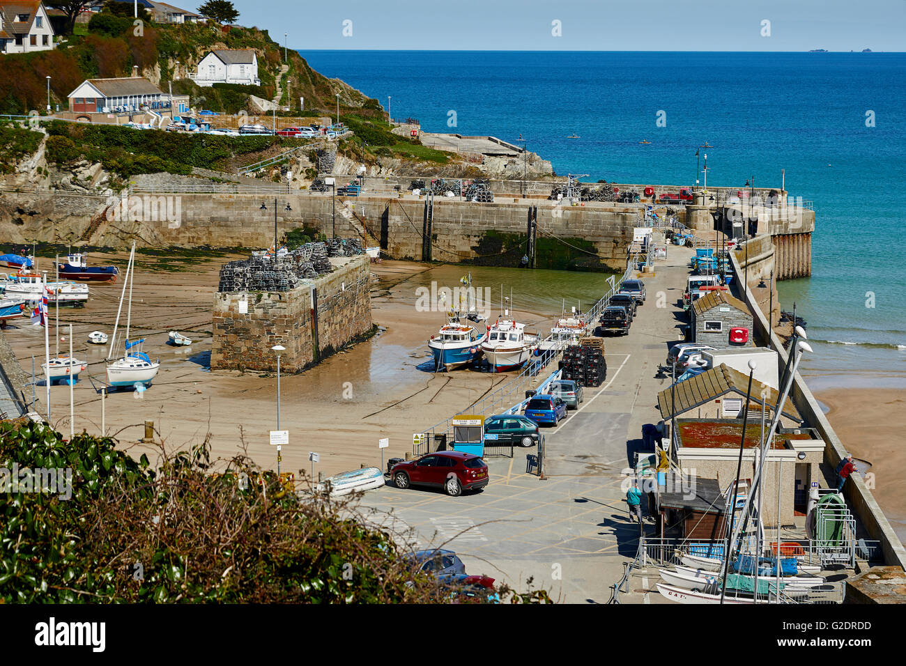 Newquay harbour hi-res stock photography and images - Alamy