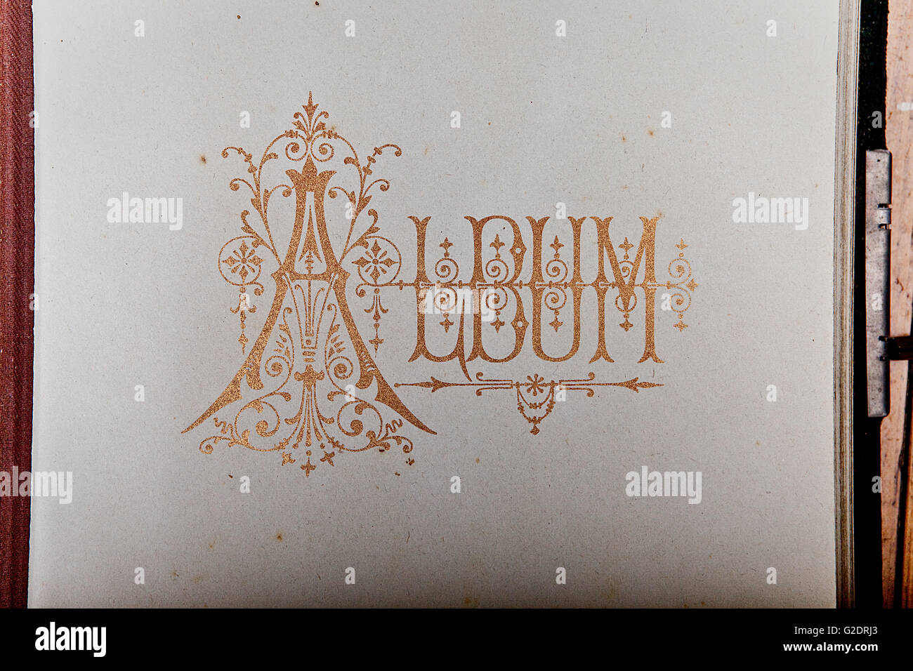 Old photo album cover hi-res stock photography and images - Alamy