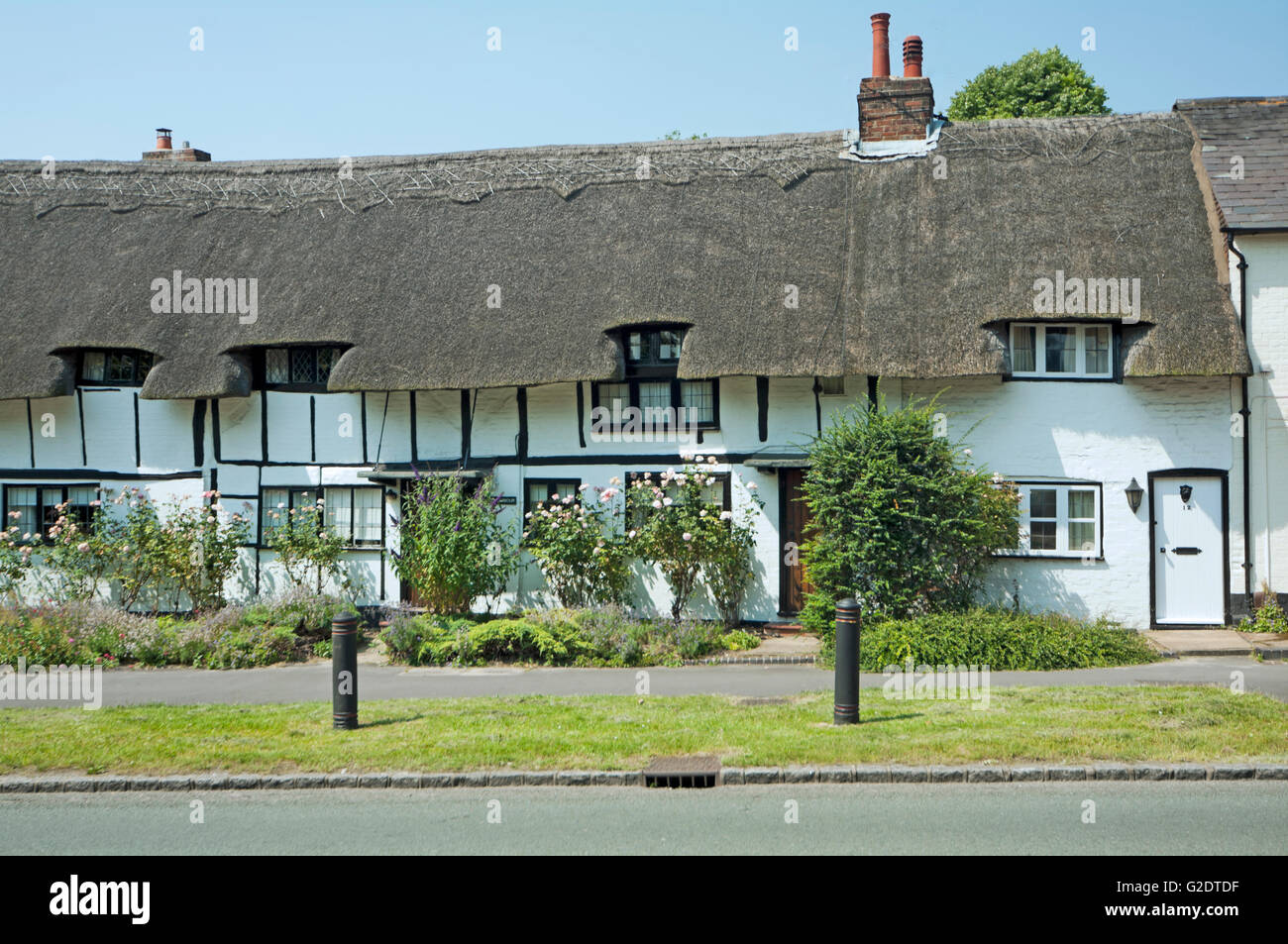 Coldharbour cottages hi-res stock photography and images - Alamy