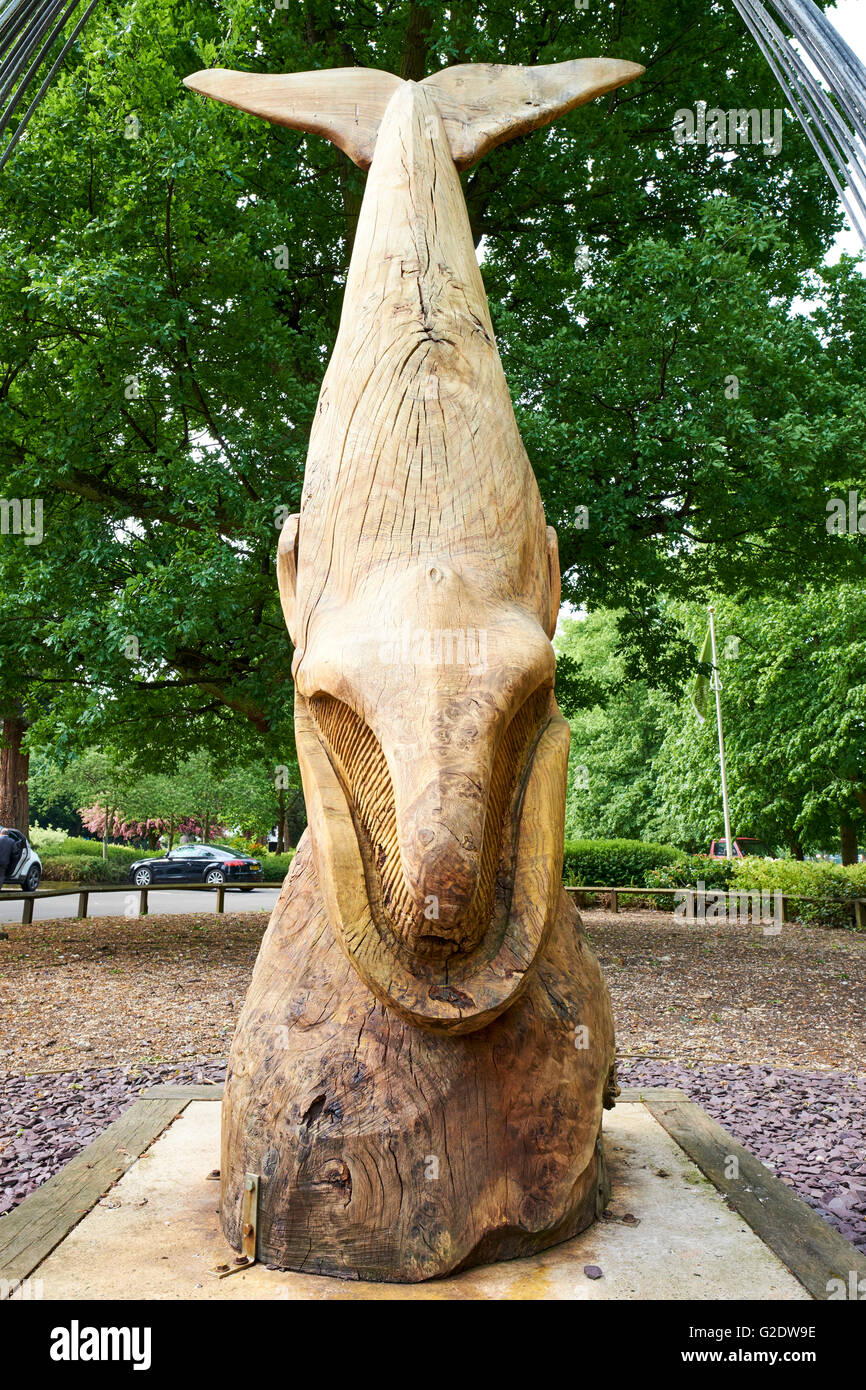 Whale bone Arch Workman Gardens Waterside Evesham Wychavon ...