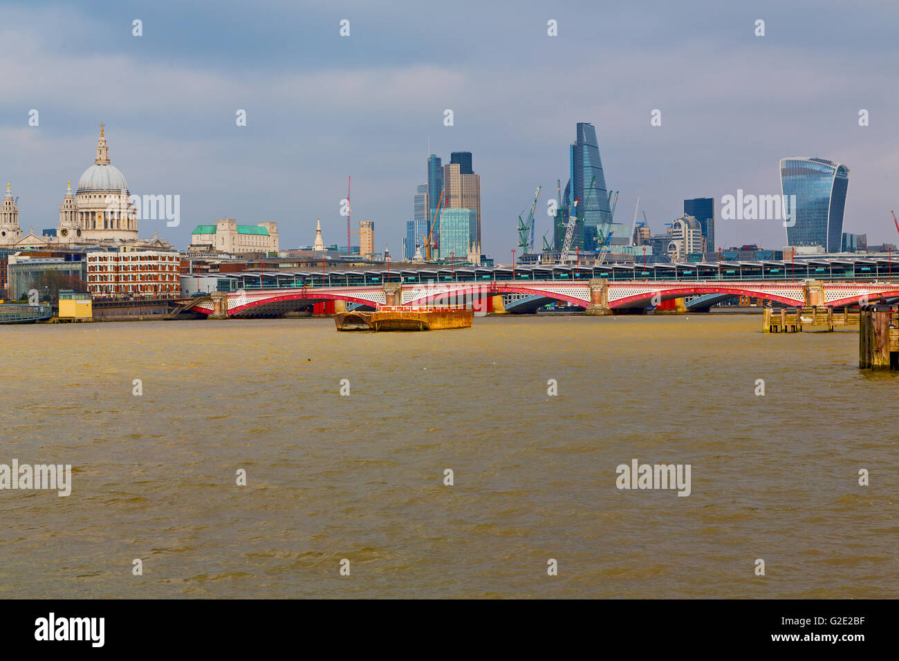 windows in the city of london home and office skyscraper building Stock ...