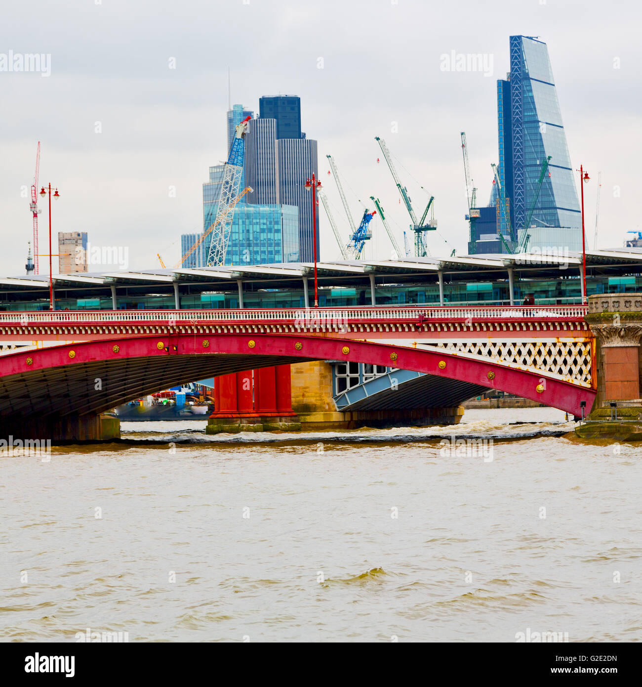 windows in the city of london home and office skyscraper building Stock ...