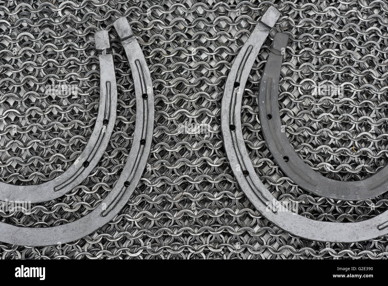 Metal knight chainmail armor hi-res stock photography and images - Alamy