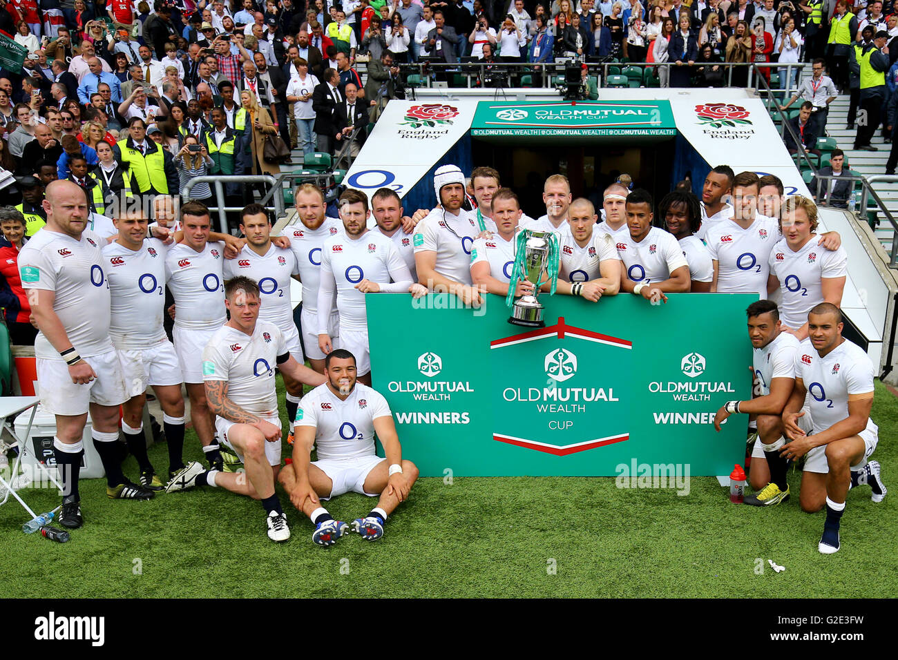 Rugby union friendly test full length celebration celebrating hi-res ...