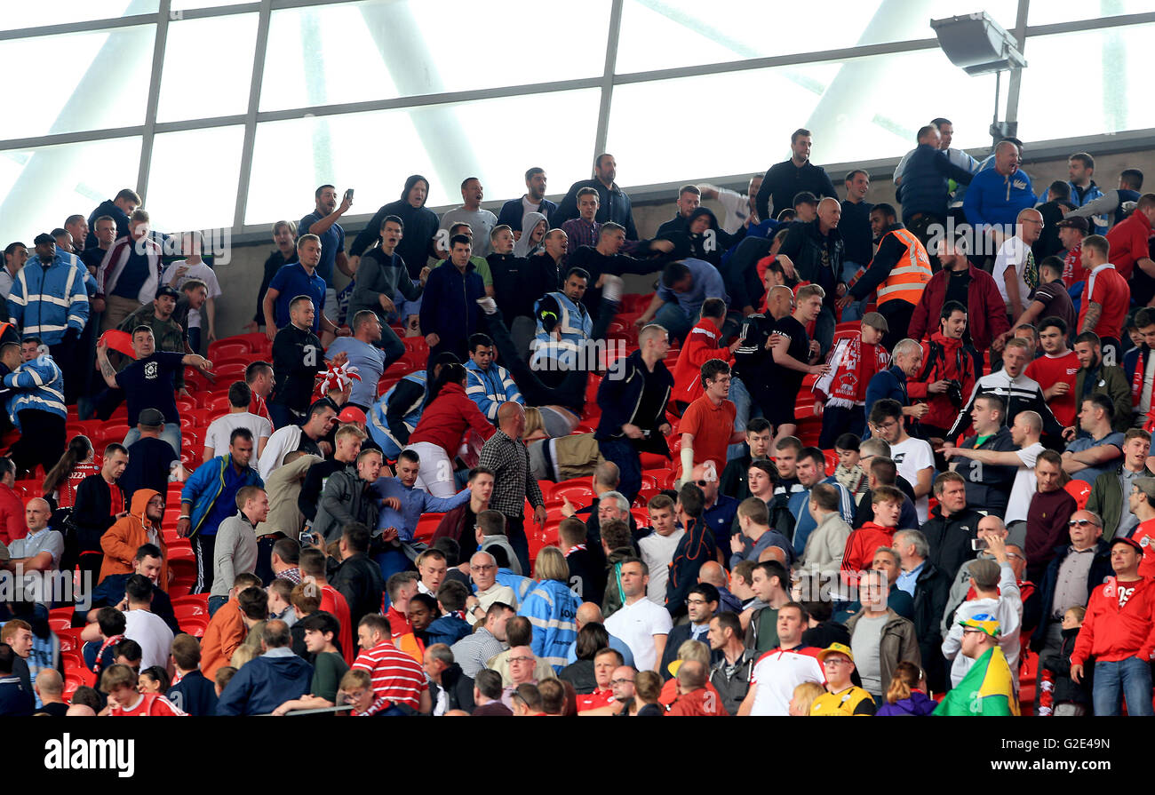 Wembley security stewards hi-res stock photography and images - Alamy