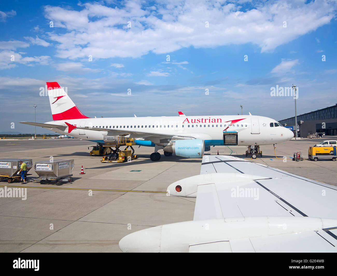 Singapore austria flag hi-res stock photography and images - Alamy