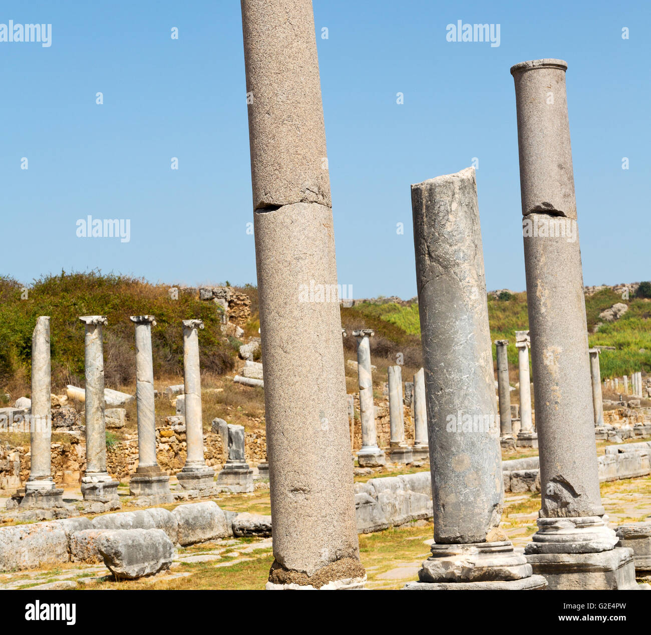 old construction in asia turkey the column and the roman temple Stock ...