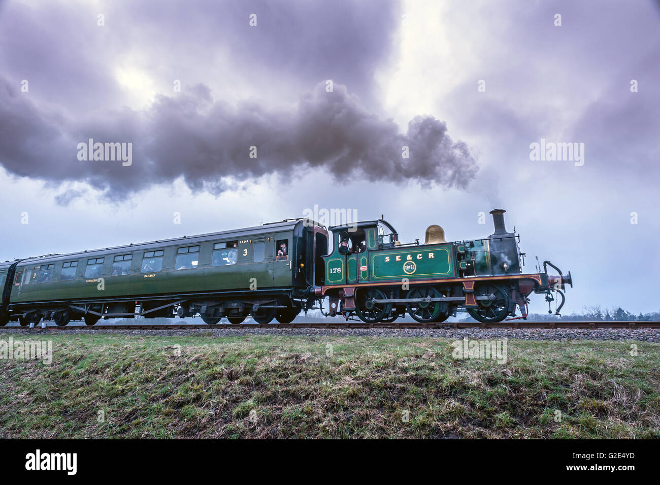 A Wainwright 'P' Class locomotive, No 178, on the Bluebell Railway line ...