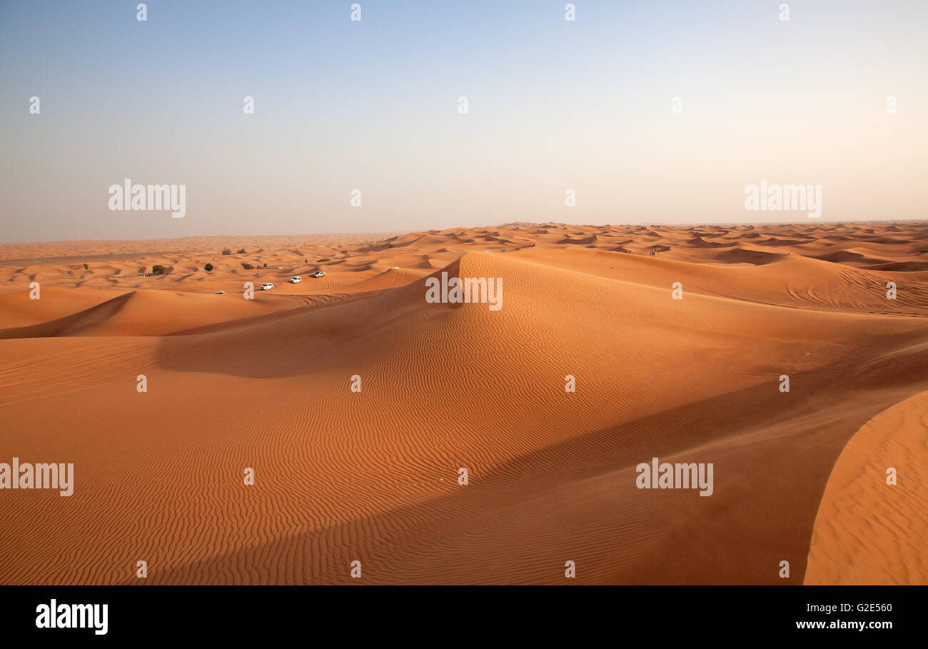 Red sand "Arabian desert" near Dubai, United Arab Emirates Stock Photo ...