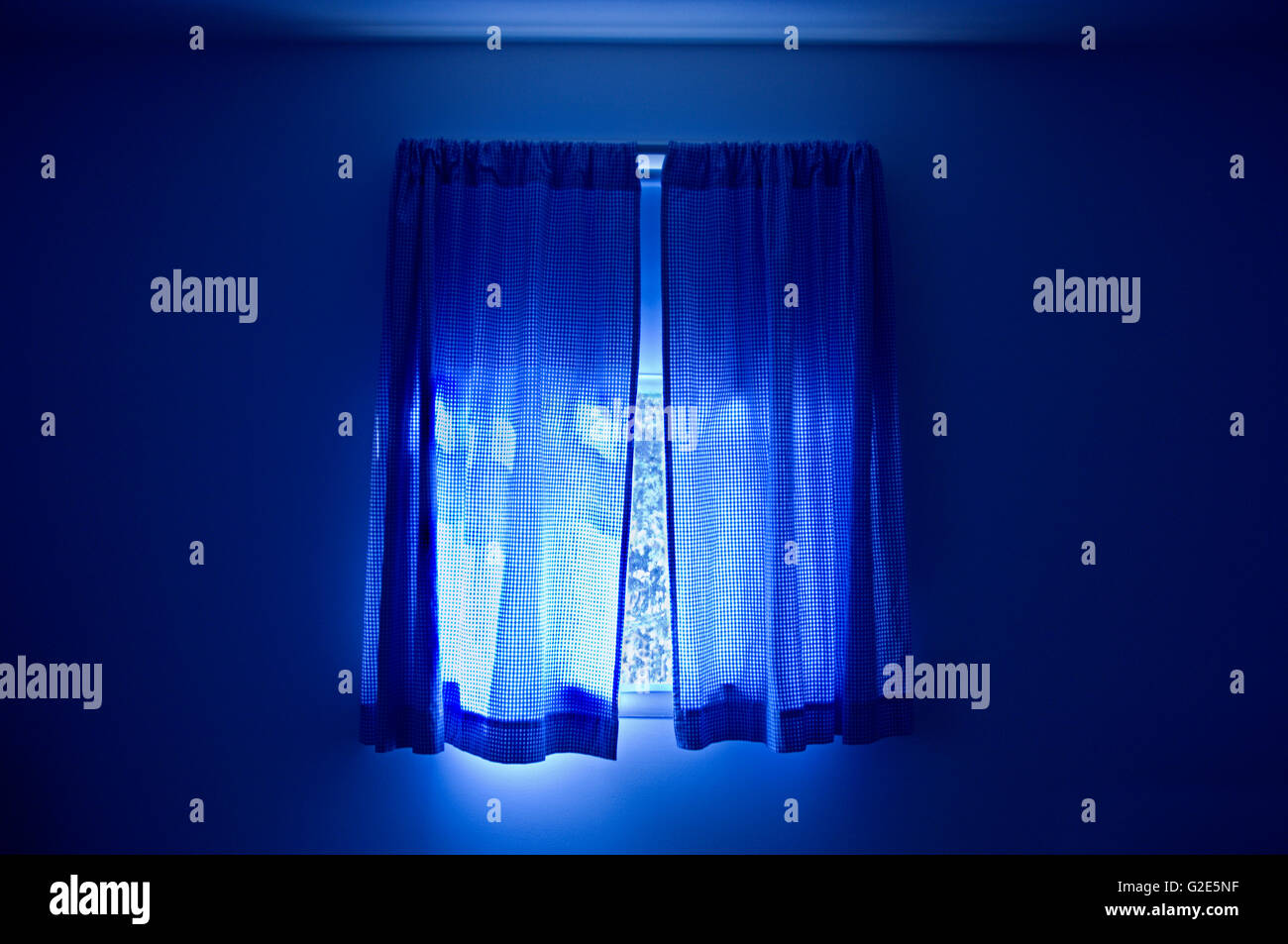 Blue light in the windows hi-res stock photography and images - Alamy