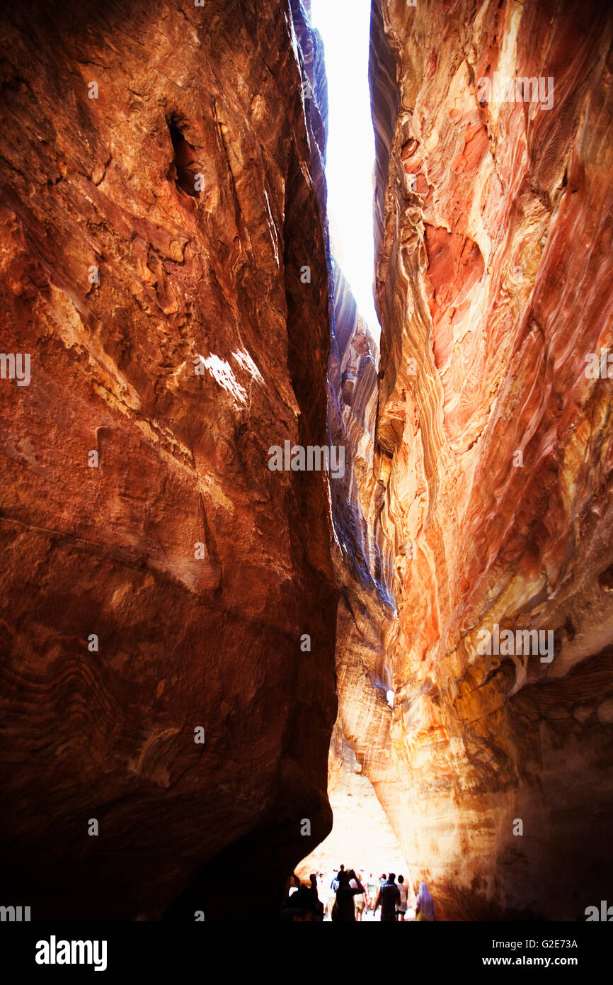Petra cliffs hi-res stock photography and images - Alamy