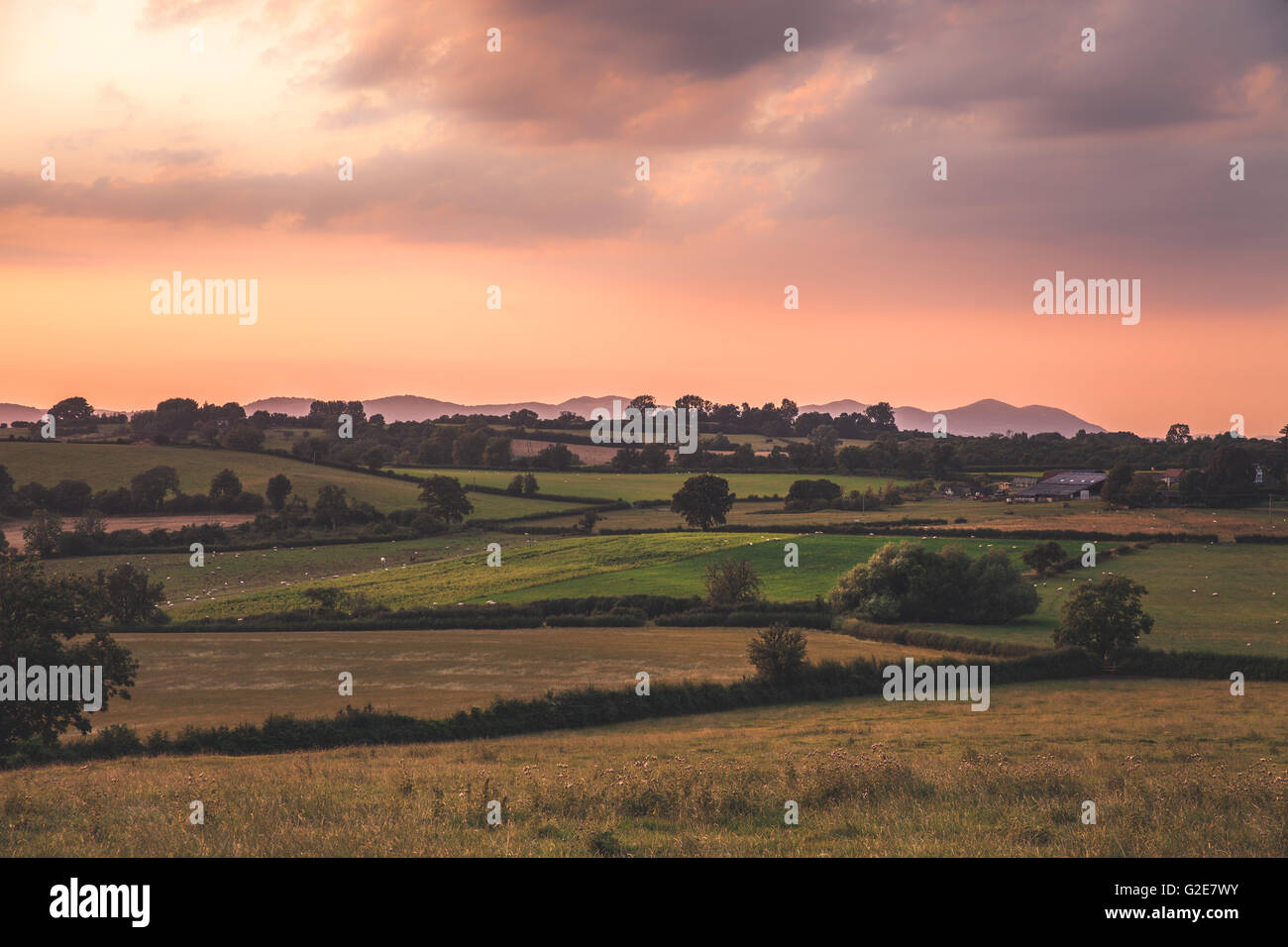 Farm countryside hi-res stock photography and images - Alamy