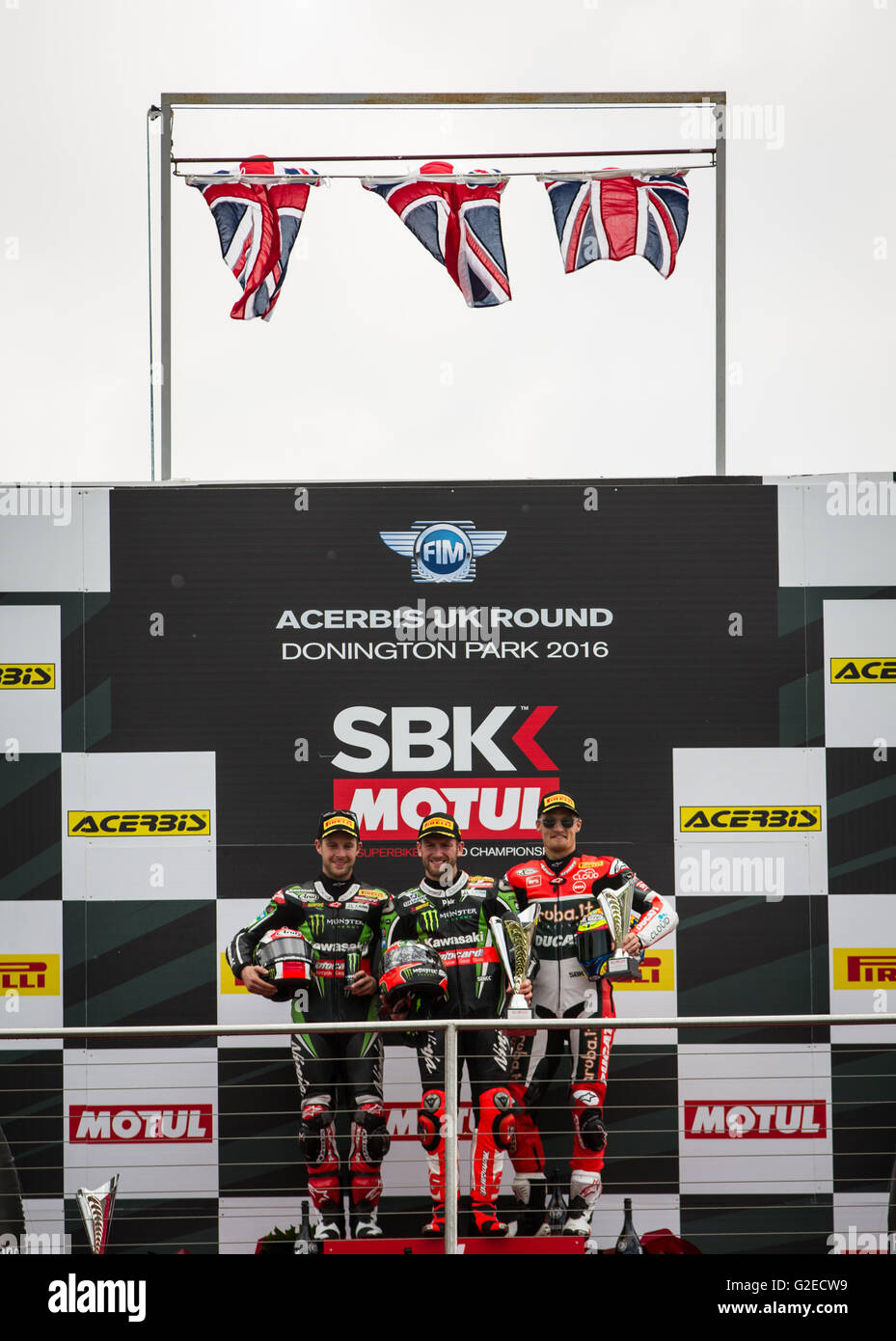 Jonathan rea racing a motorbike hi-res stock photography and images - Alamy