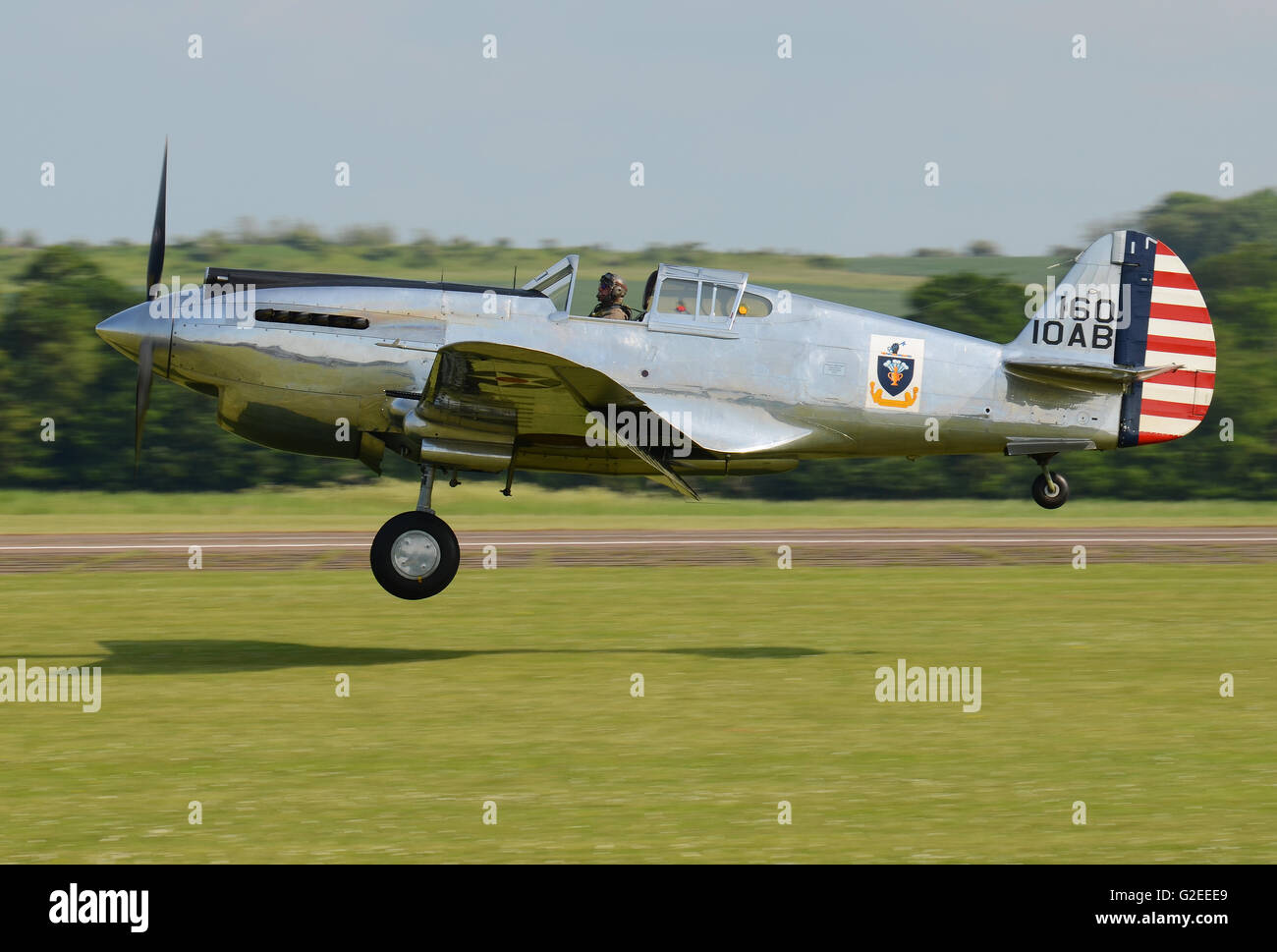 Curtiss p40 warhawk hi-res stock photography and images - Alamy