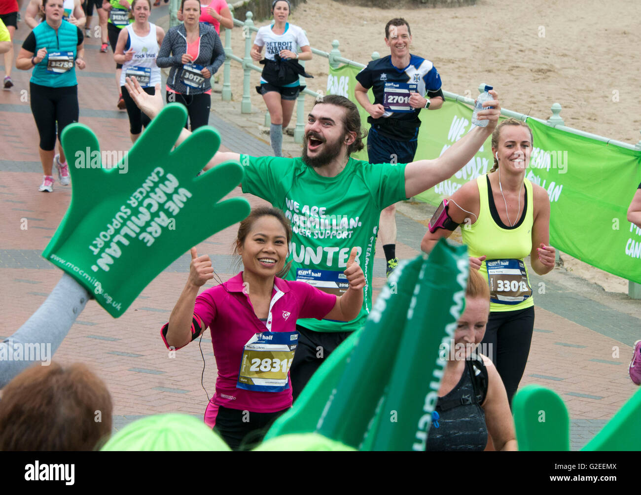 Edinburgh marathon may 2016 hi-res stock photography and images - Alamy