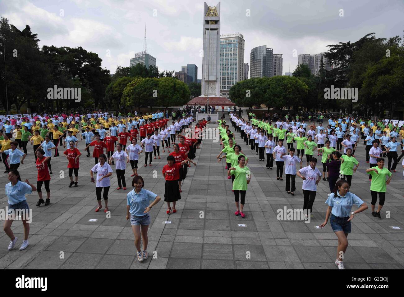 Chinese chopstick dance hi-res stock photography and images - Alamy