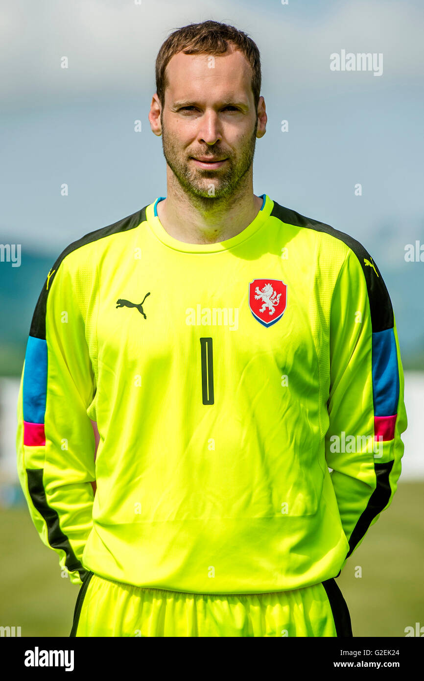 Goalie poses hi-res stock photography and images - Alamy