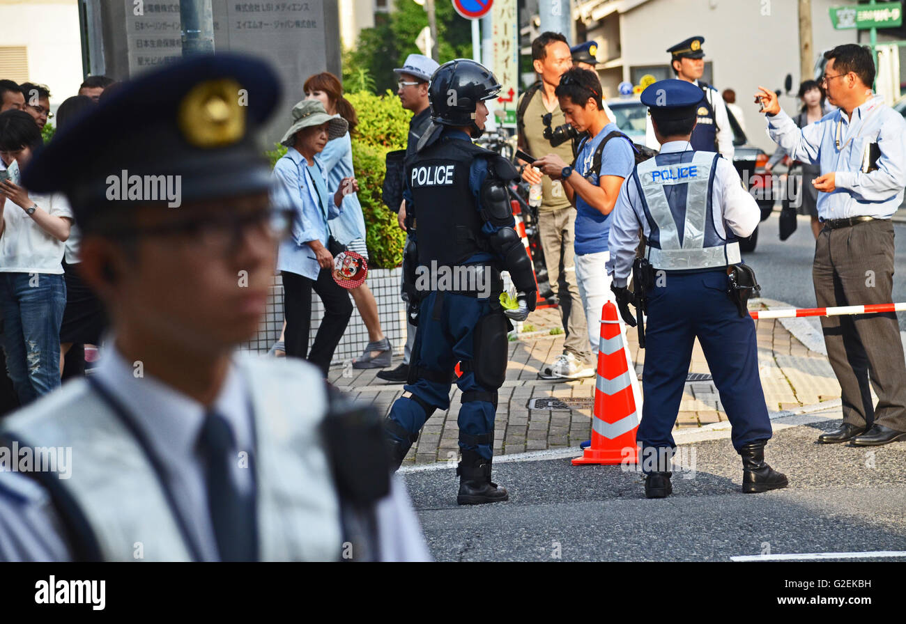 May 27, 2016 - Hiroshima, Japan - Japanese Police guard the area near ...