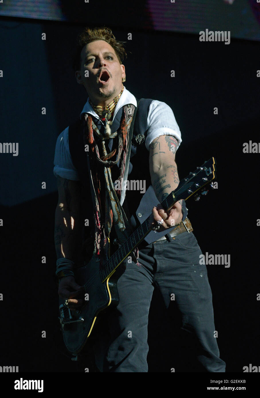 Johnny depp tour hi-res stock photography and images - Alamy