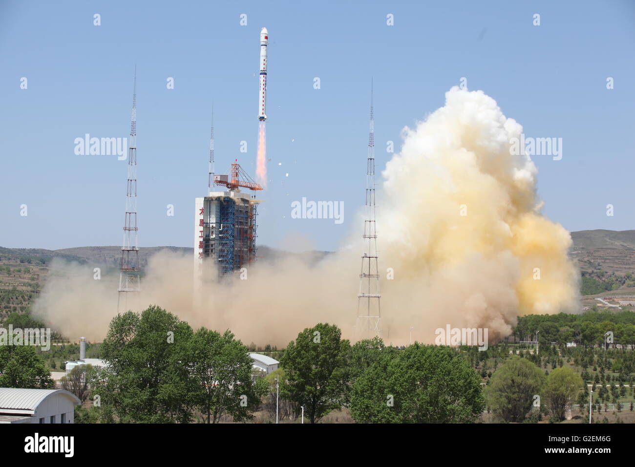 Taiyuan, China's Shanxi Province. 30th May, 2016. A Long March 4B ...