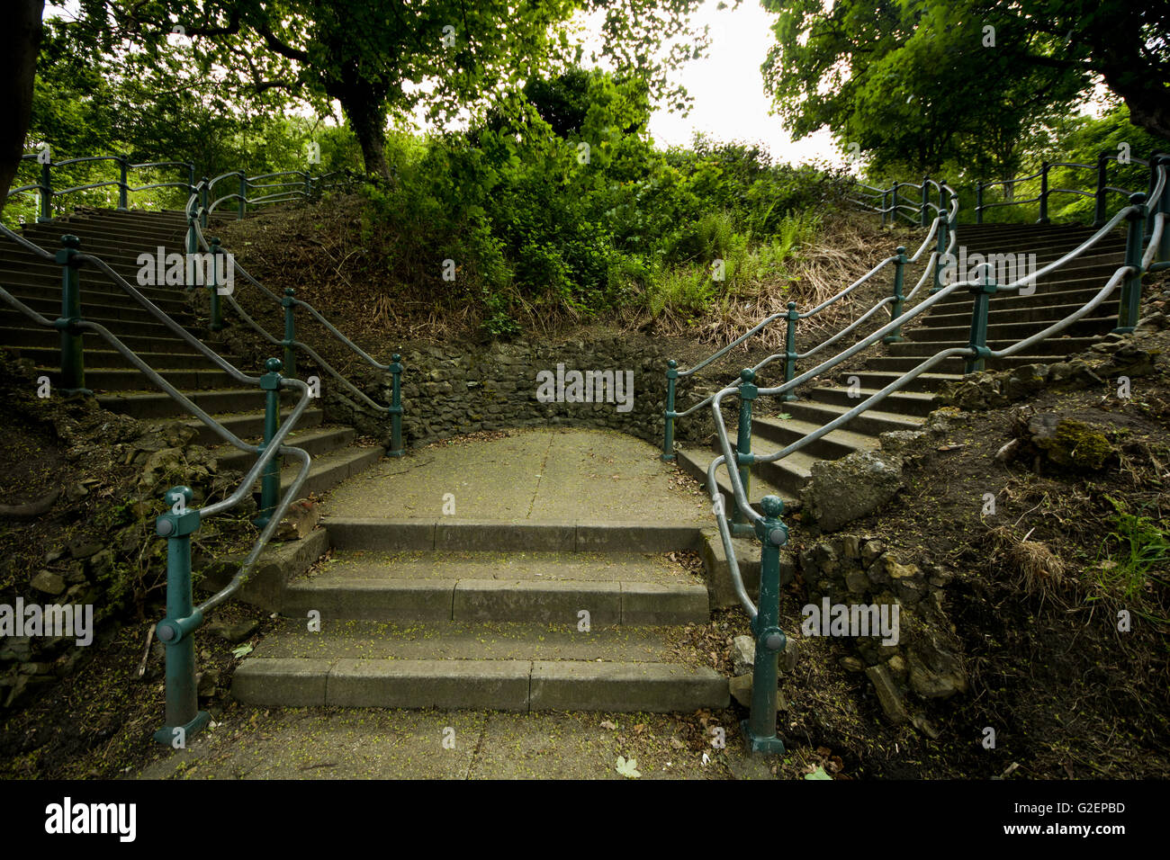 Curved steps hi-res stock photography and images - Alamy