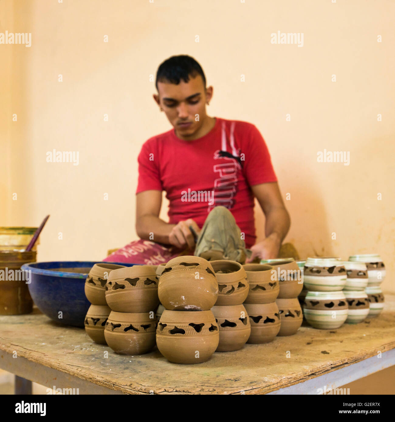 Cuba pottery trinidad hi-res stock photography and images - Alamy