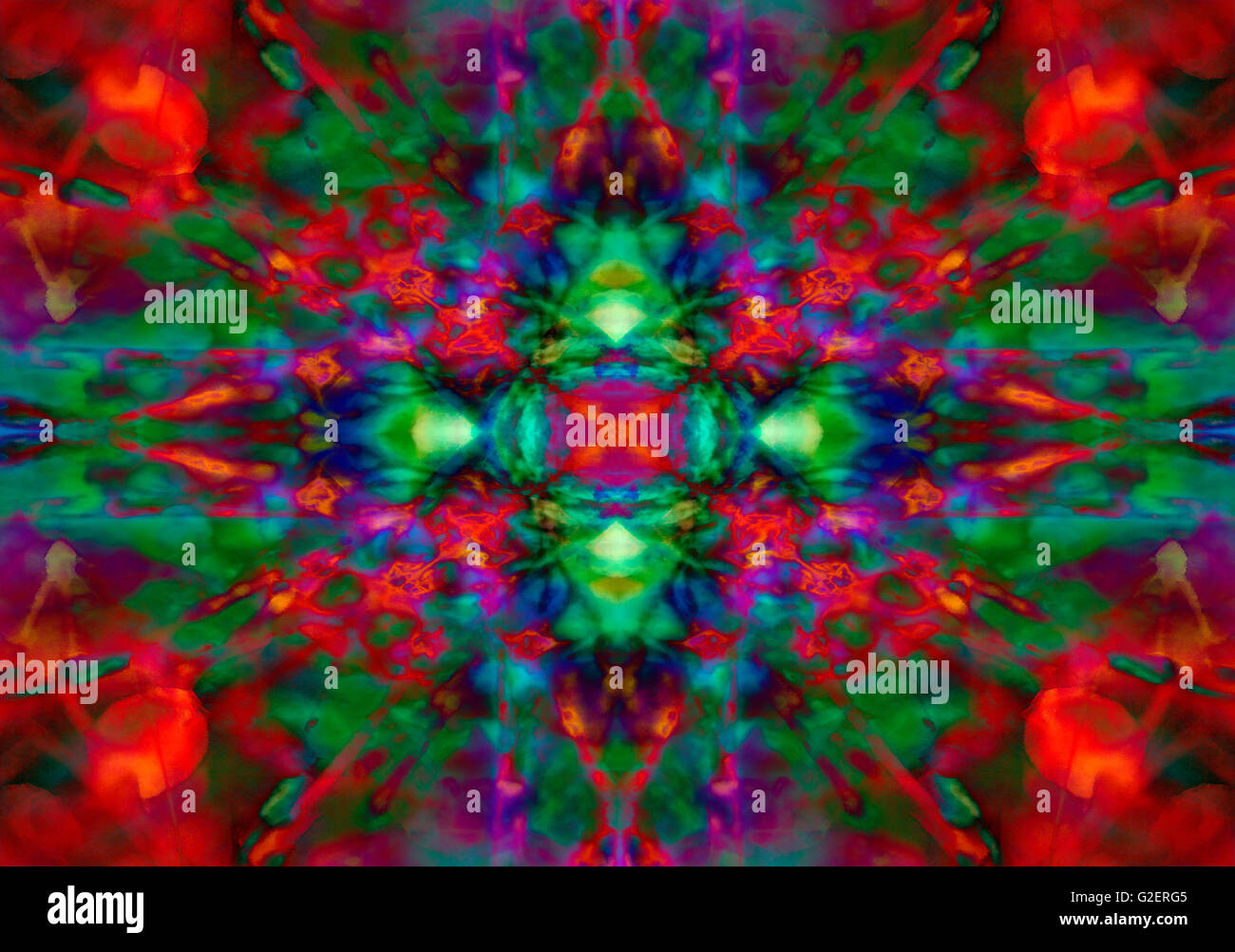 Red and green psychedelic kaleidoscope pattern Stock Photo - Alamy