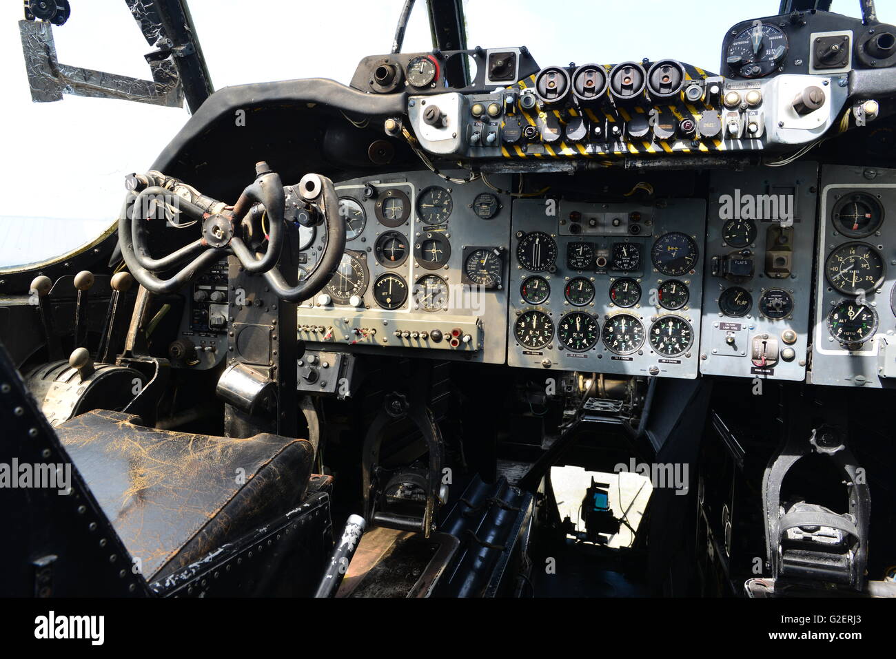 Avro Shackleton Stock Photo - Alamy