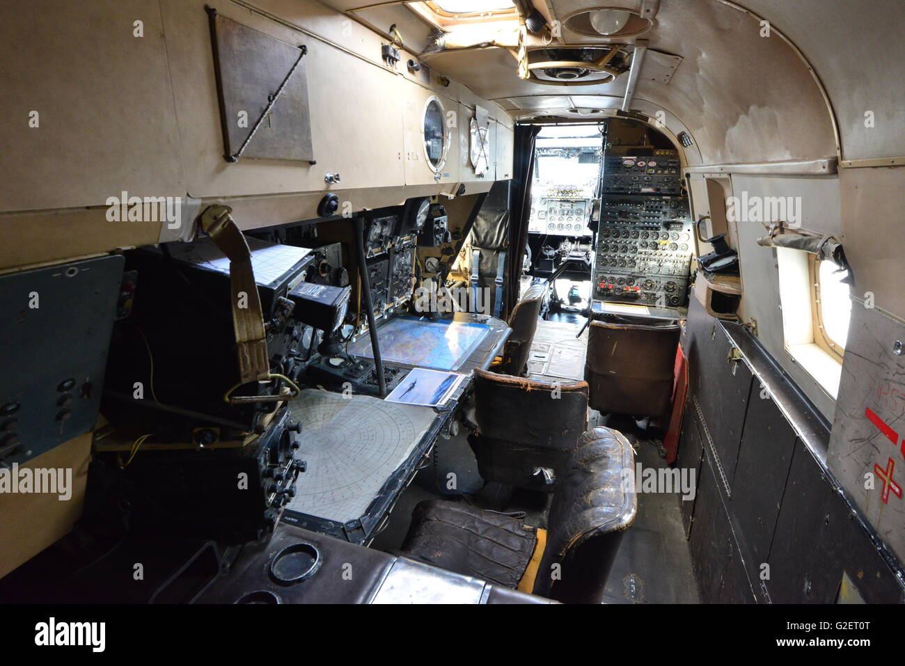 Avro shackleton hi-res stock photography and images - Alamy