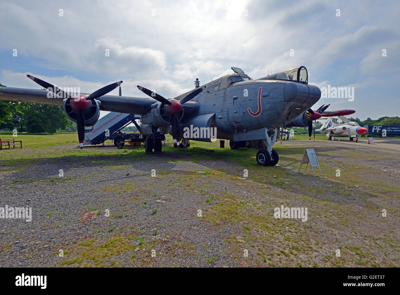 Avro shackleton hi-res stock photography and images - Alamy