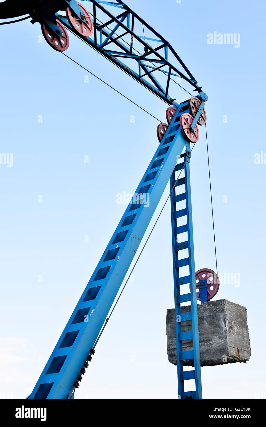 The counterweight on the cable car Stock Photo - Alamy