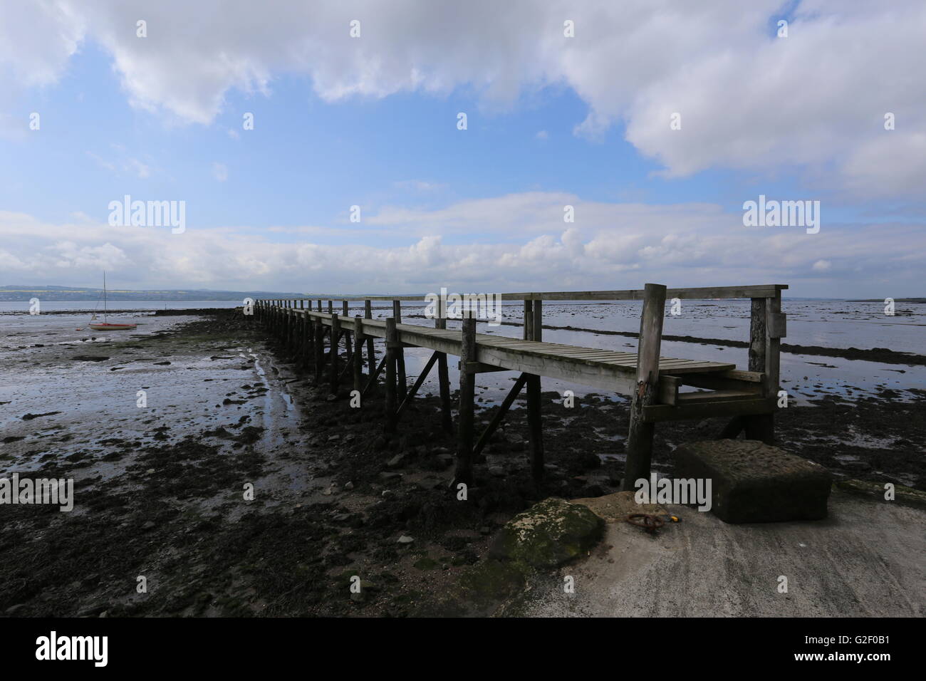 Culross pier hi-res stock photography and images - Alamy