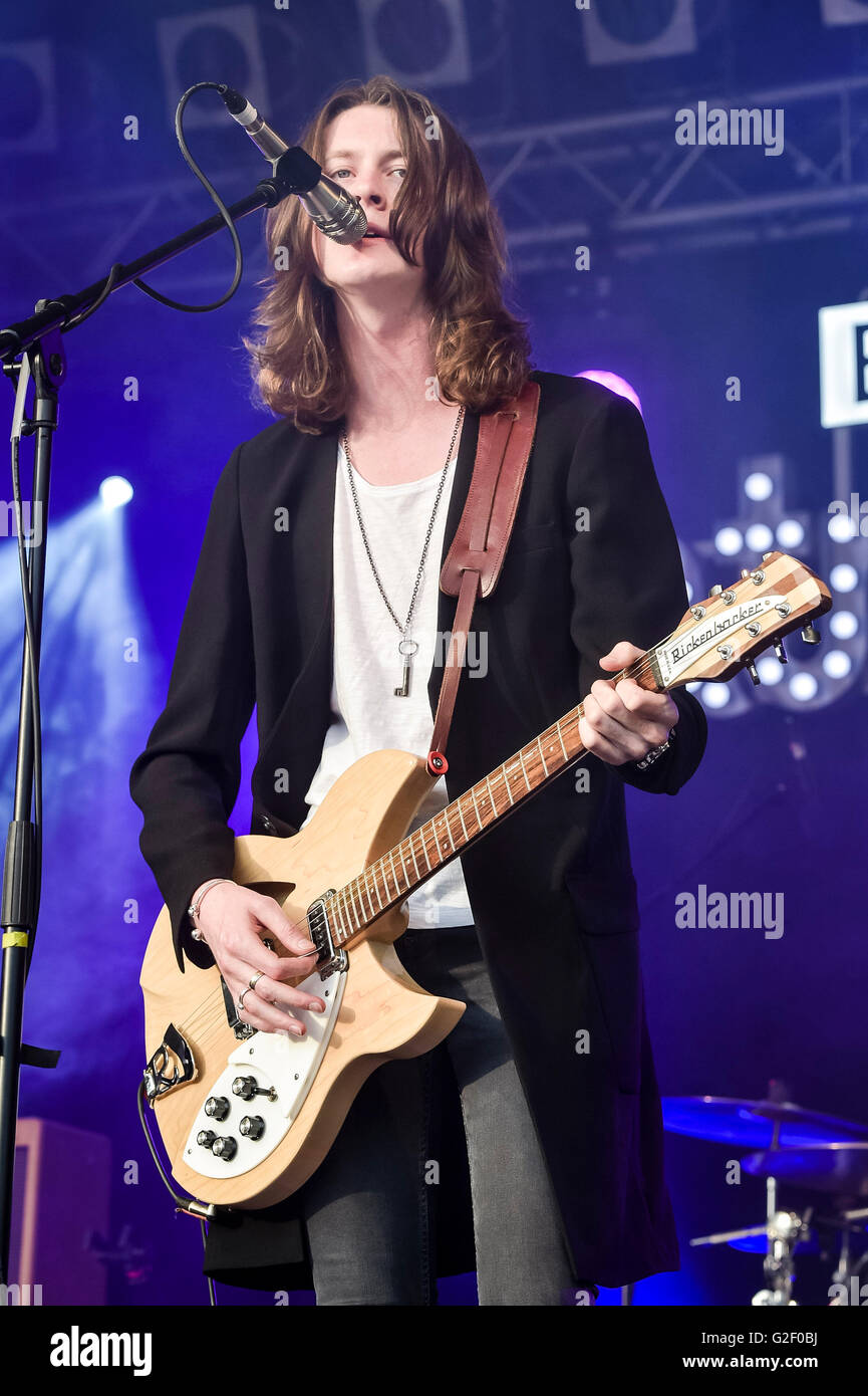 Blossoms lead singer Tom Ogden performs on the BBC Introducing stage ...