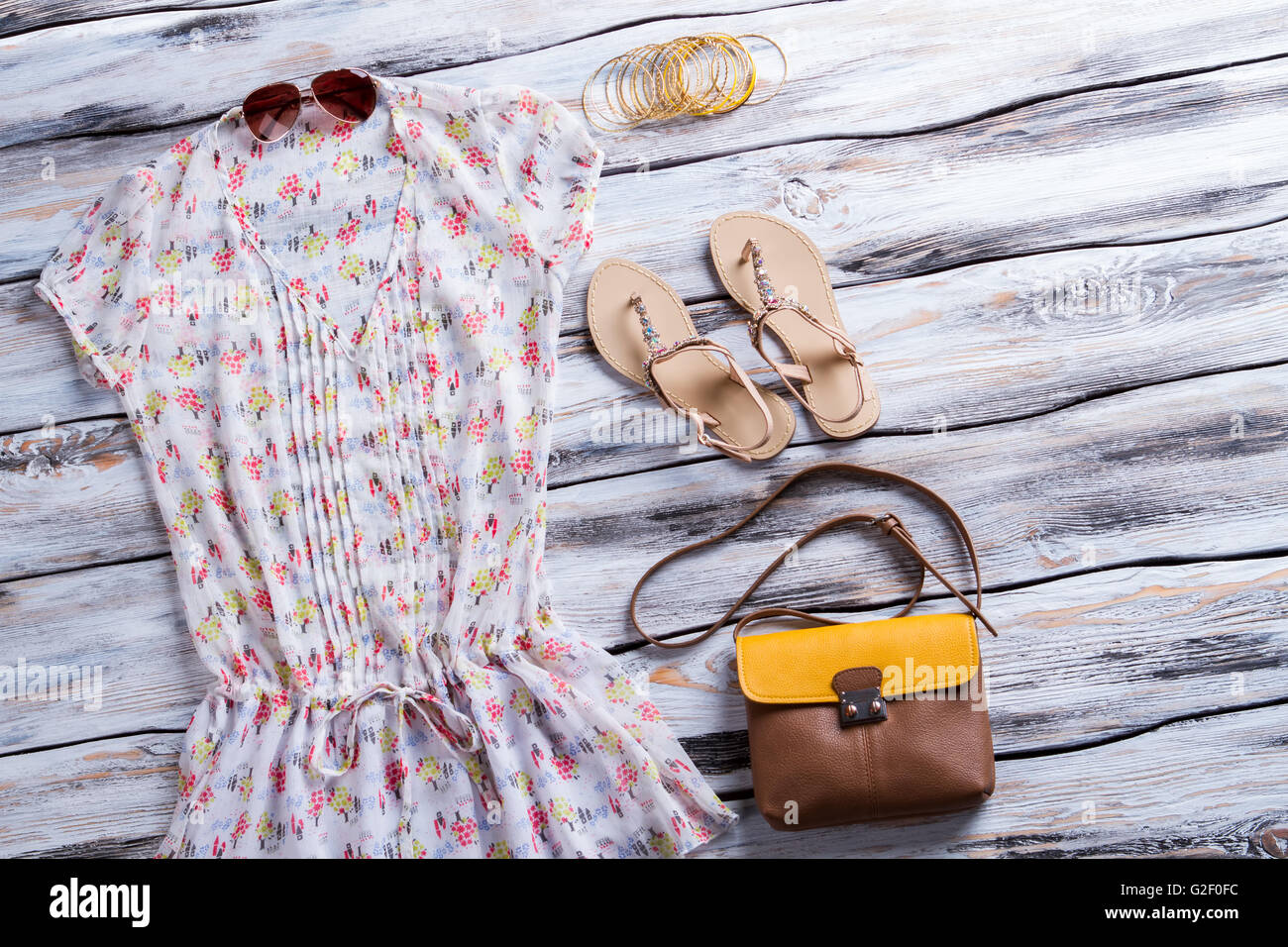 Blouse pattern hi-res stock photography and images - Alamy