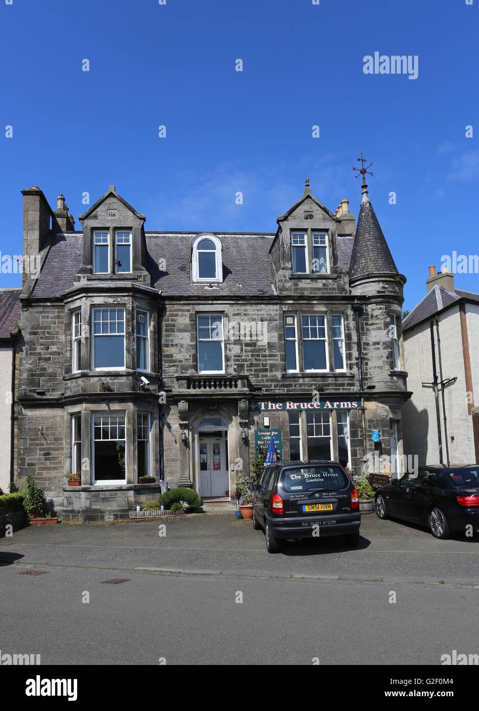 Bruce arms hi-res stock photography and images - Alamy