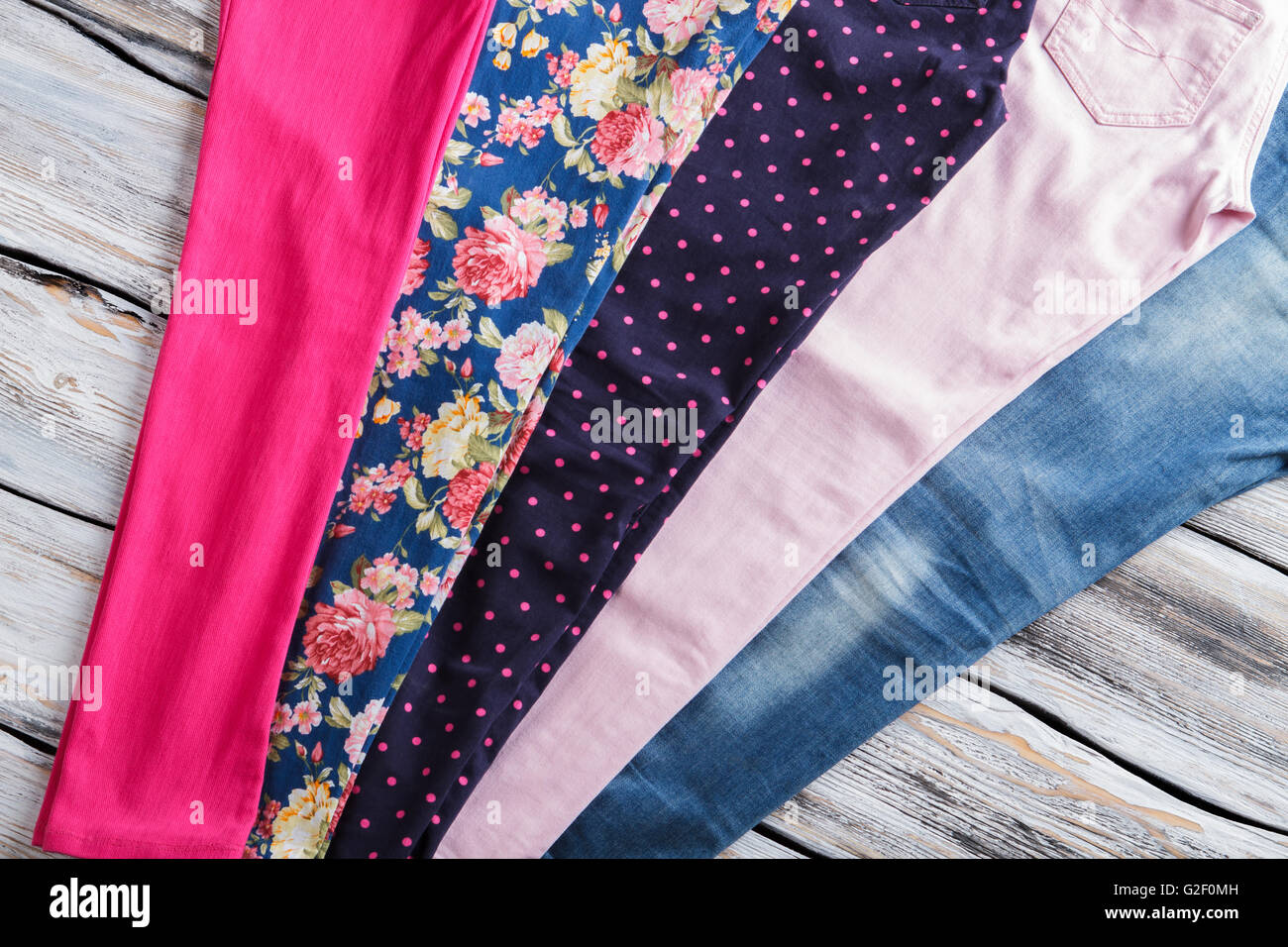 Pink denim jeans texture hi-res stock photography and images - Alamy
