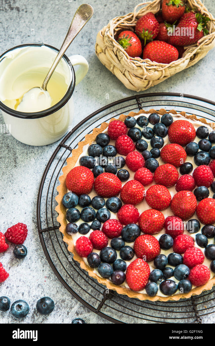 making british celebration cake, view from above Stock Photo - Alamy